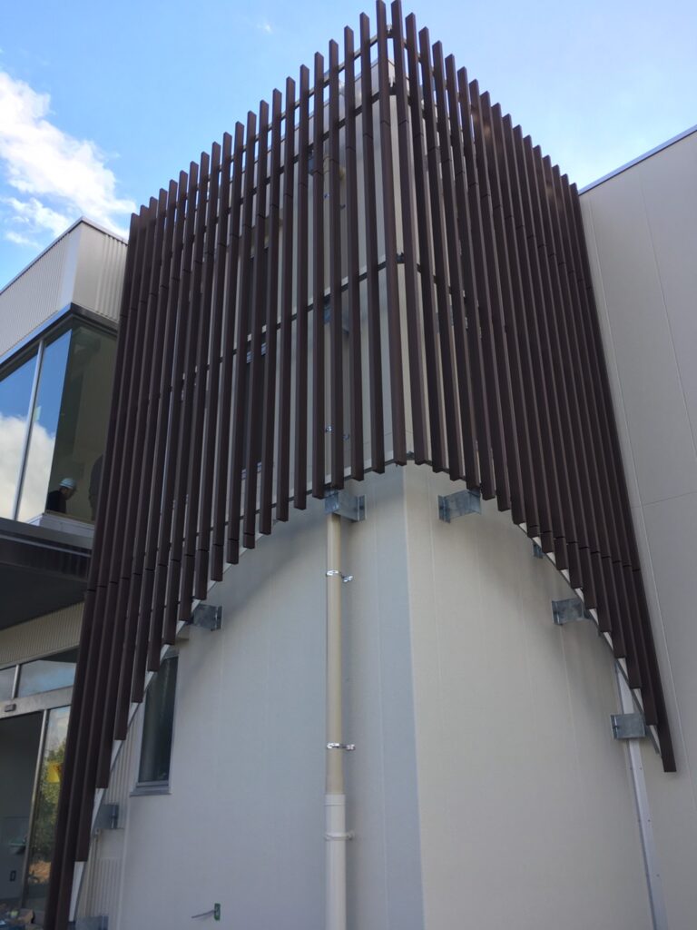 Vertical louver 1 – MAEDA KOSEN CO., LTD.